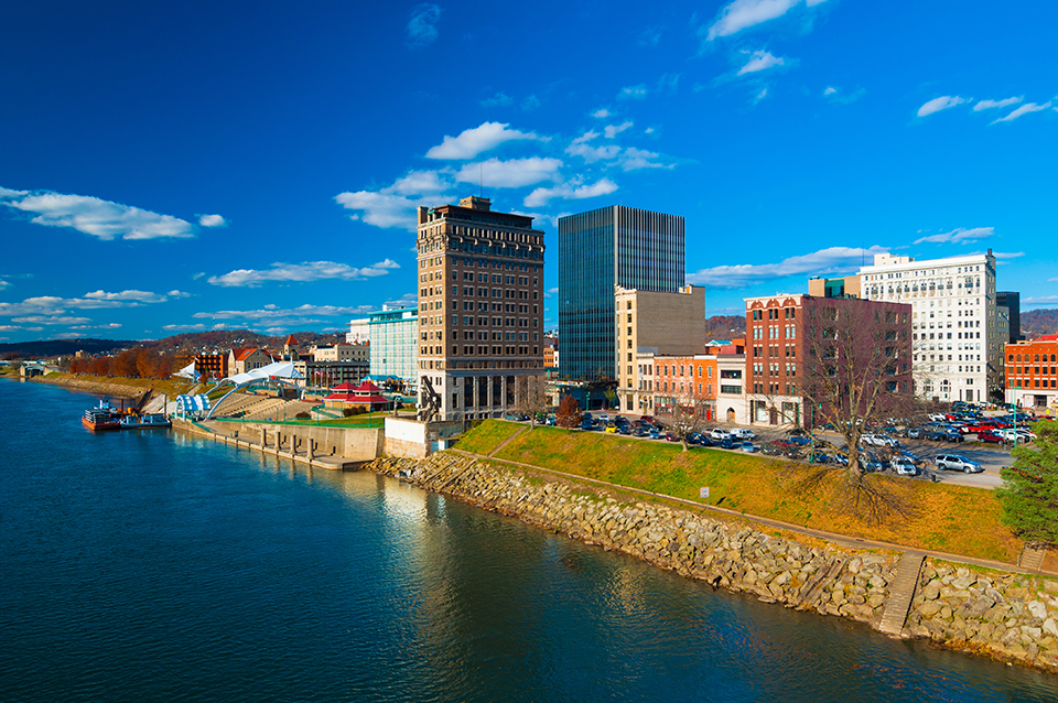 Outdoor Advertising in Charleston, West Virginia | BillboardsIn.com Outdoor Advertising in Charleston, West Virginia | BillboardsIn.com
