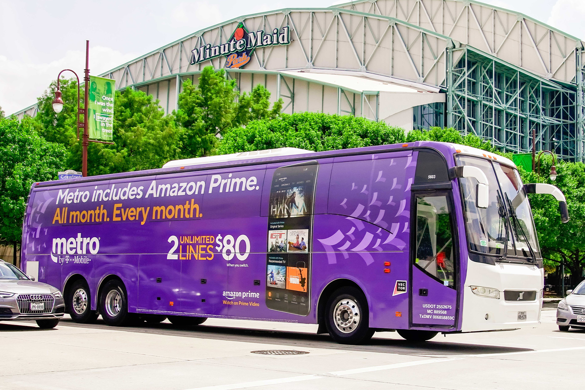 BillboardsIn | Coach Bus Wrap Ads